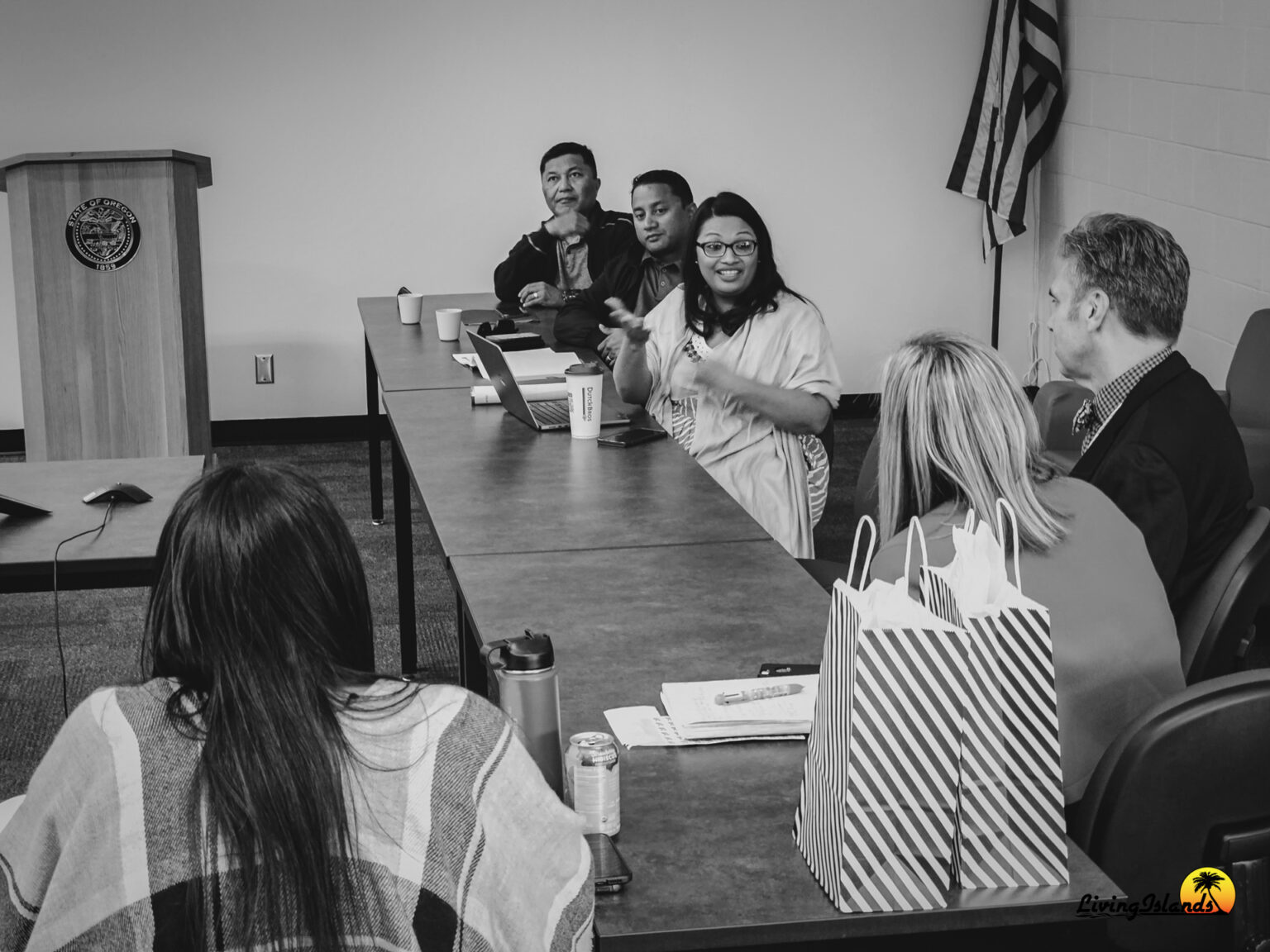 Living Islands – Teach Local, Learn Global